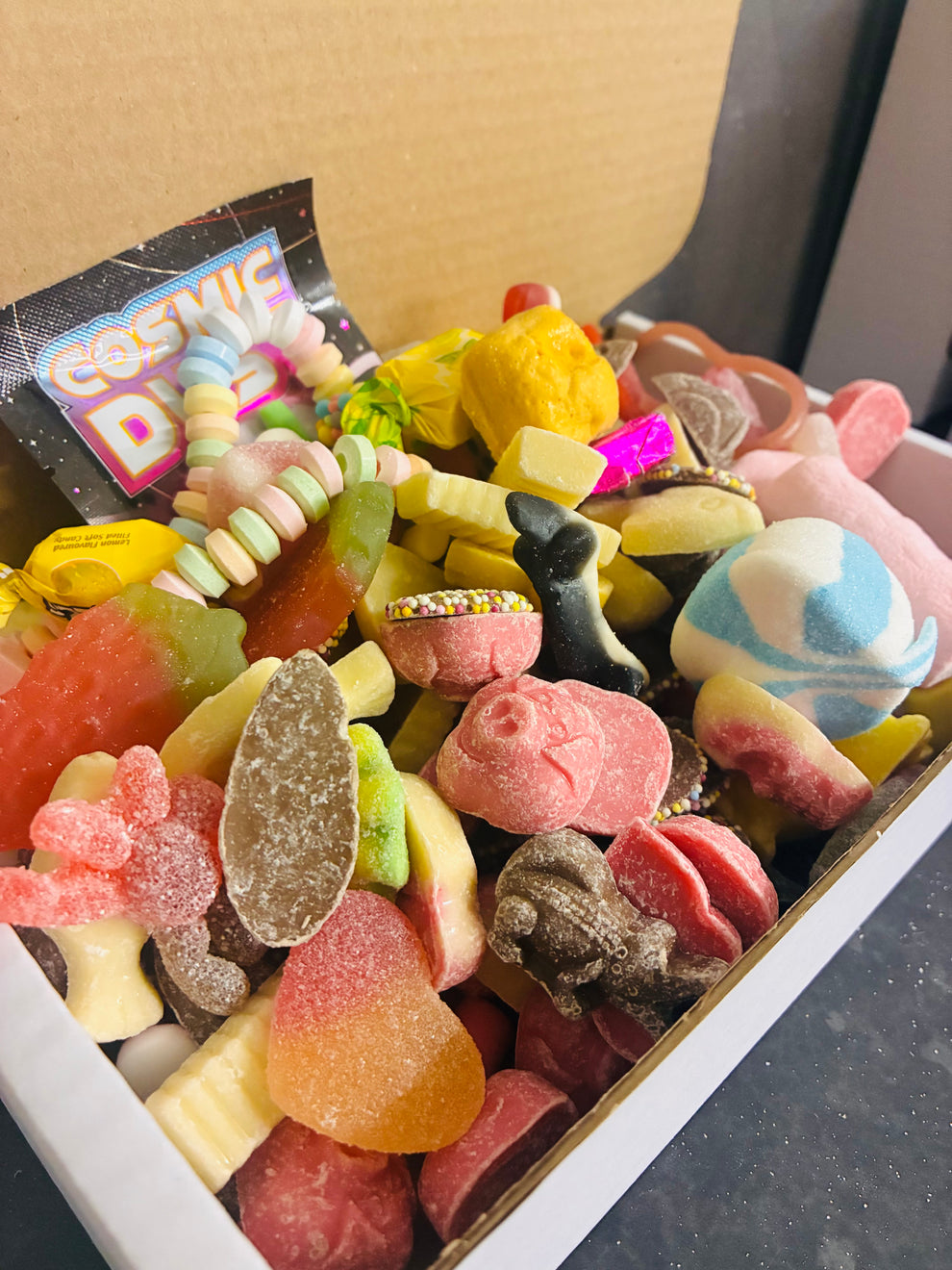 Sugar Rush Classic Kilo Box – Sugar Rush Confectionery Exeter